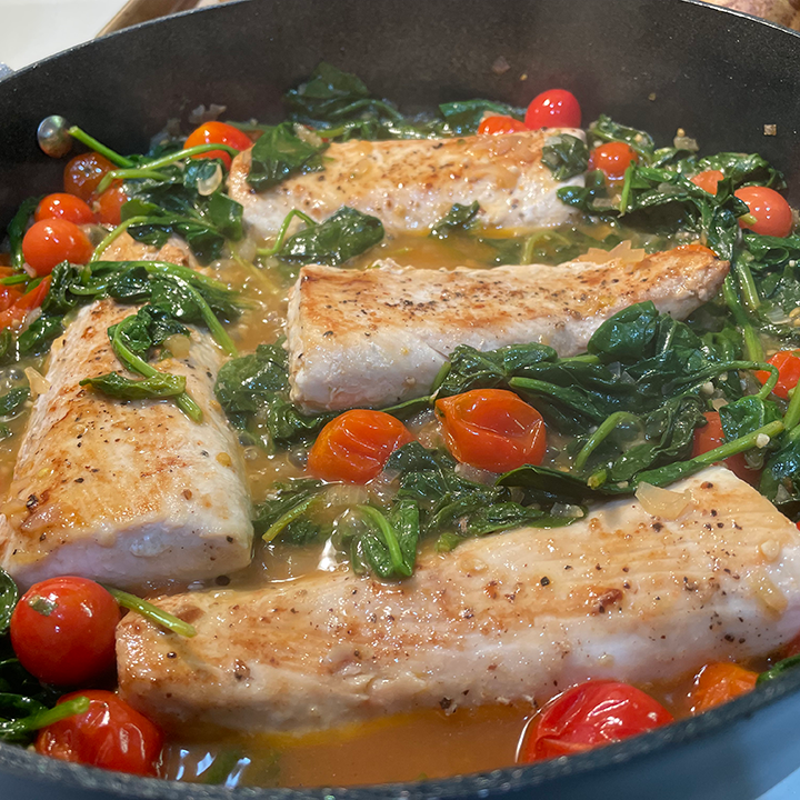 Pairing the Perfect Wine with Mediterranean-Inspired Mahi Mahi – SOMM&SOMM